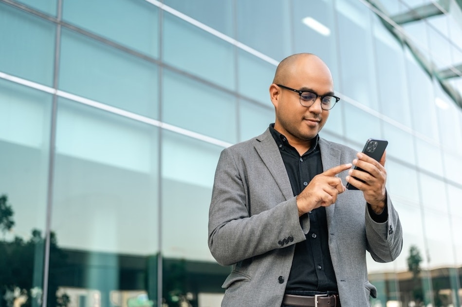 Singtel mobile plans review Singapore | WhistleOut